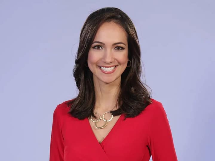 Lydia Hu Age: How Old Is the FOX Business Correspondent?